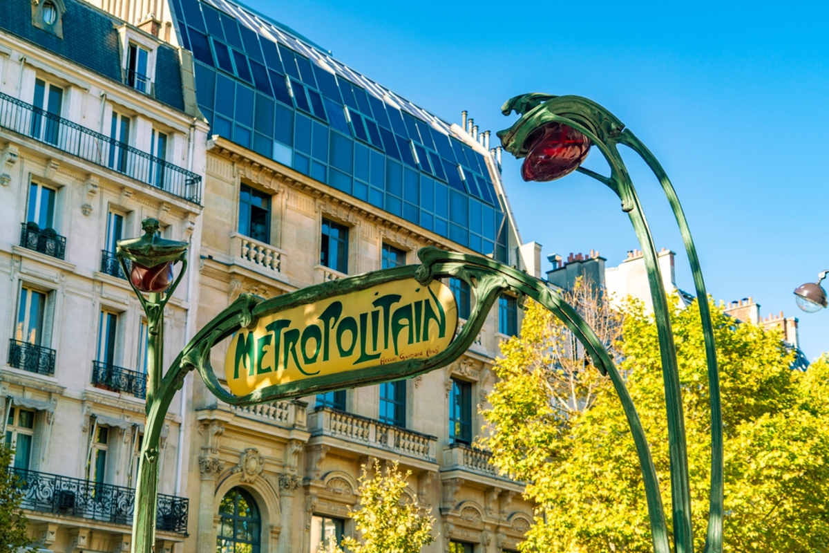 Getting Around Paris: Public Transport & Tickets