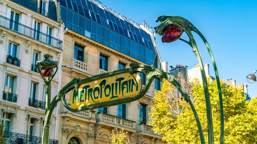 Getting Around Paris: Public Transport & Tickets